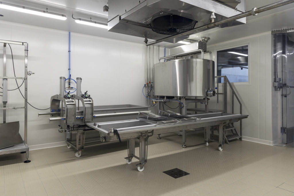 Notre laboratoire de fabrication - La Vache Charentaise